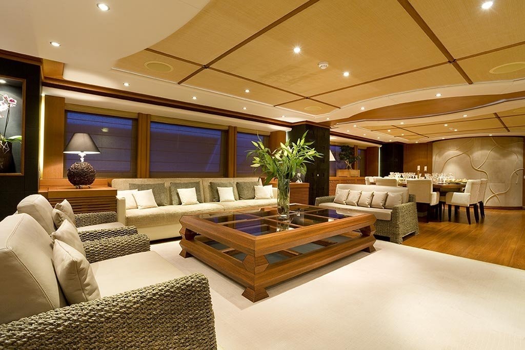 Yacht SIROCCO, Heesen Yachts | CHARTERWORLD Luxury Superyacht Charters